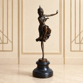 Rytmus Indie – Chiparus, bronzová socha tanečnice ve stylu Art Deco na mramoru