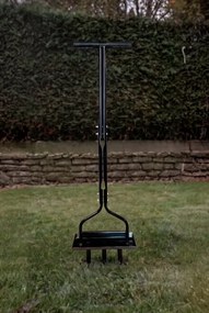IQ Garden Aerifikační vidle se sběračem a 3 dutými hroty 326108
