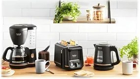 Tefal KI533811 černá / Rychlovarná konvice / 2400 W / plastová