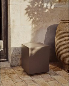 Betonový zahradní stolek 35x35 cm Rustella – Kave Home