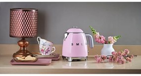 Růžová rychlovarná konvice z nerezové oceli 800 ml Retro Style – SMEG