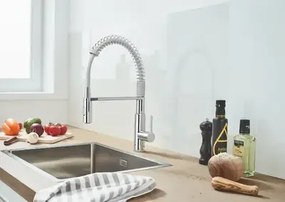 Grohe - Dřezová baterie s flexibilním ramenem a sprškou, chrom
