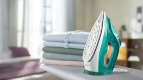 Philips 3000 Series DST3030-70 / napařovací žehlička / 2400 W / zelená