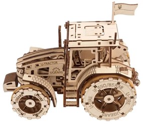 Ugears 3D dřevěné mechanické puzzle Traktor vítězí