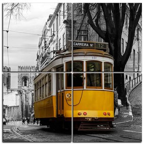 Obraz na plátně - Historická tramvaj v centru Lisabonu - čtverec 3116E (100x100 cm)