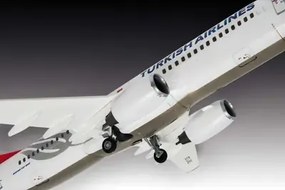 Revell 03772 Boeing 737-800 Turkish Airlines / Plastikový model / 1:14