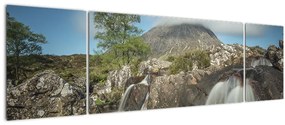 Obraz vodopádů a hory (170x50 cm)