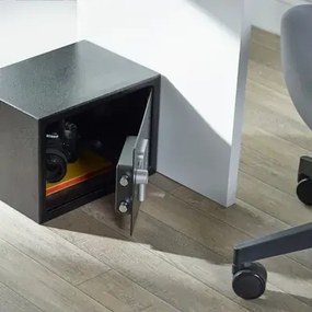 Yale YSV/250/DB2 černá / Trezor / 16,3 l / kombinační zámek / ocel