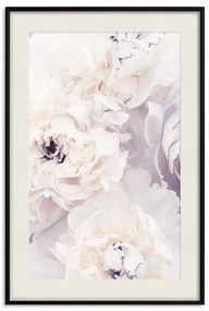 Plakát Vanilkové magnólie - kompozice květin s jemným fialovým odstínem