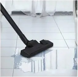 Clatronic BS 1313 stříbrná / Víceúčelový vysavač / 1200W / 20L / suché